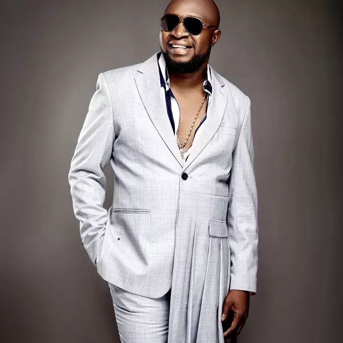 Roga Roga - Nzoungou.mp3 Télécharger (Audio) | show2babi.com